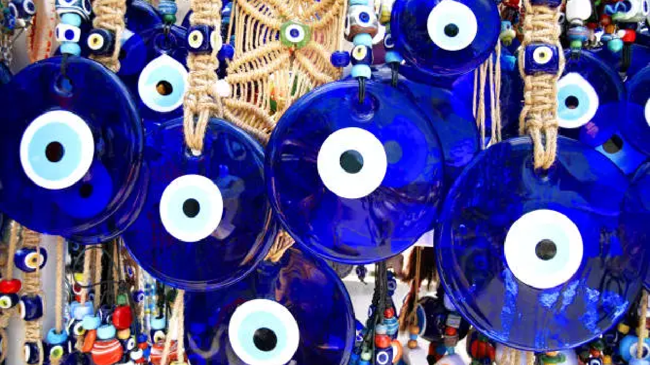 What Does the Evil Eye Mean by Its Colors - Yumiyu Jewelry